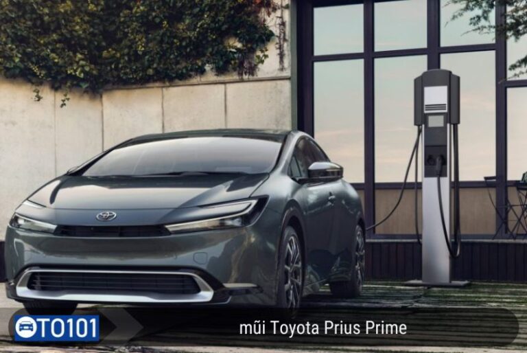 Xe Toyota Prius Prime 2023